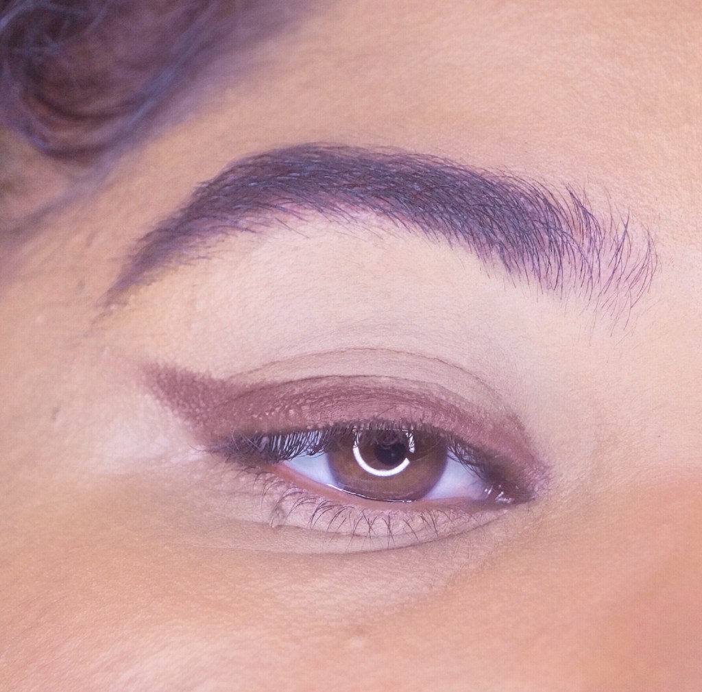 4 ALTERNATIVES FACILES POUR LE EYELINER / 4 EASY ALTERNATIVES FOR ...